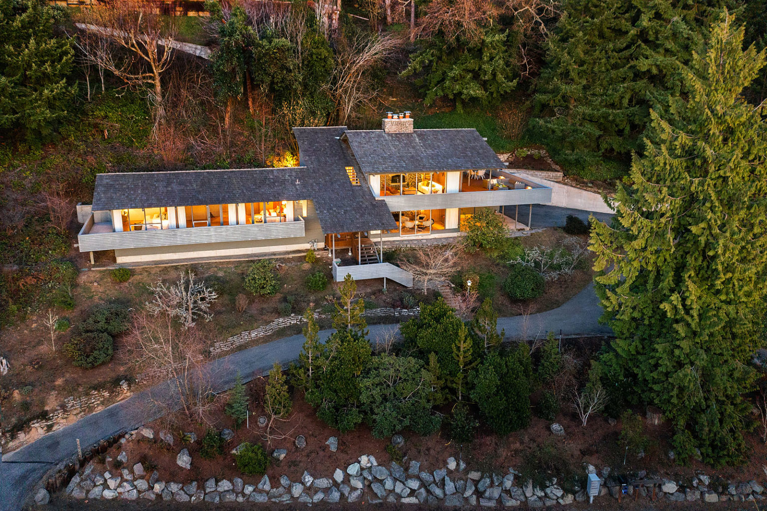 MCM Designed by Ralph Anderson - Home Tour - Home Feature