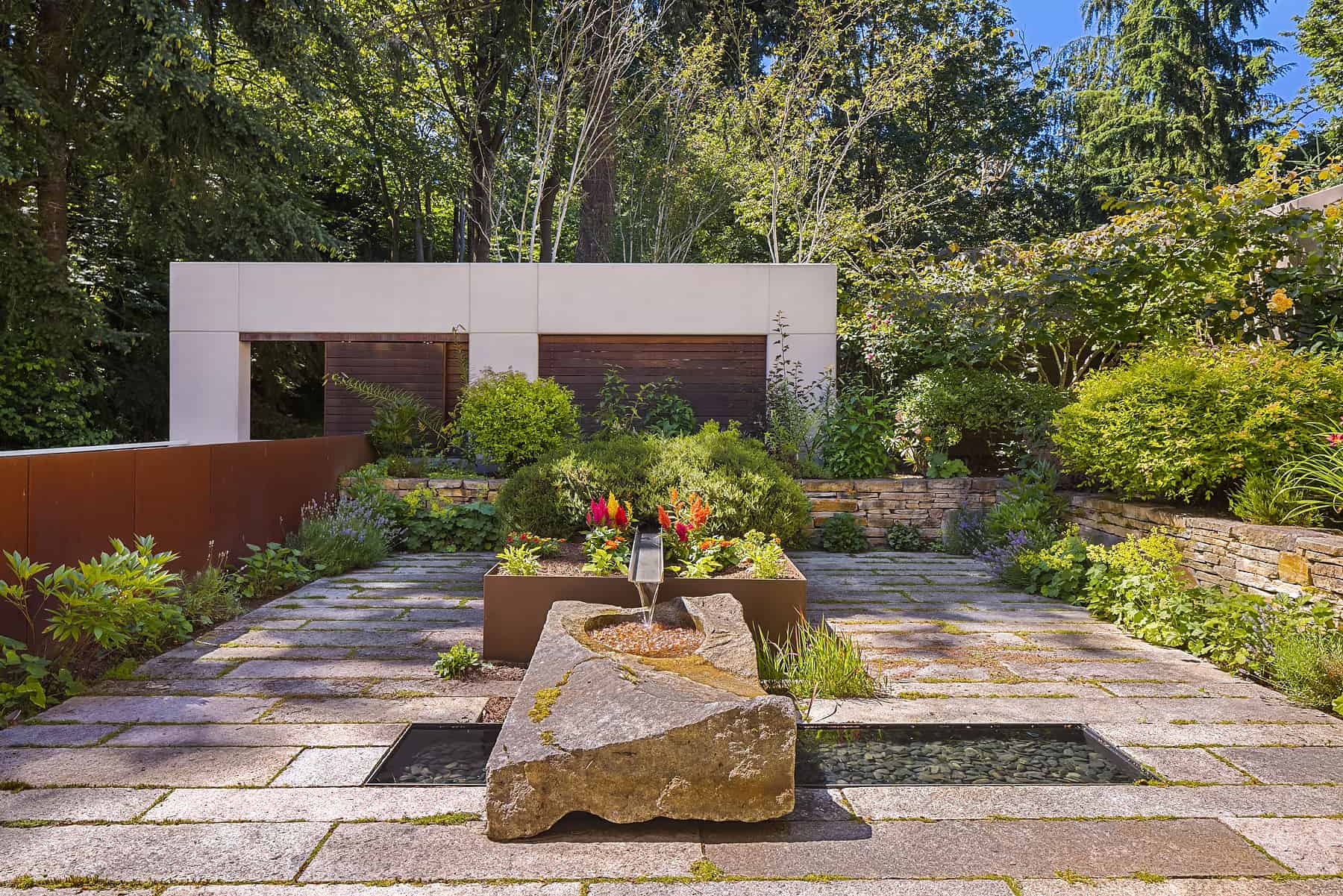 The Retreat at Ridgecrest - Home Feature - Home Feature